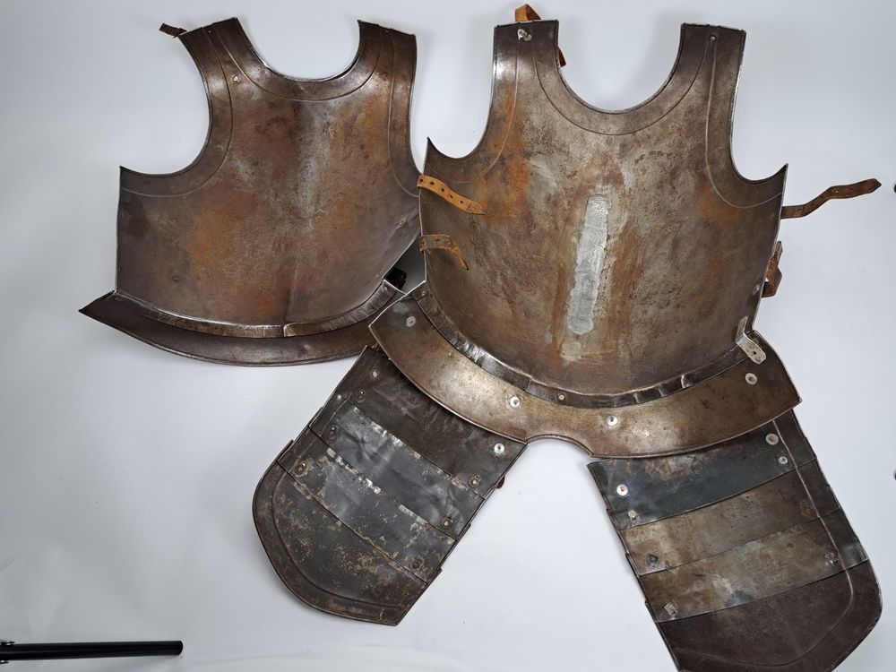 Knechtischer Harnisch 16.-17. Jahrhundert (Gebraucht) in Muotathal für ...