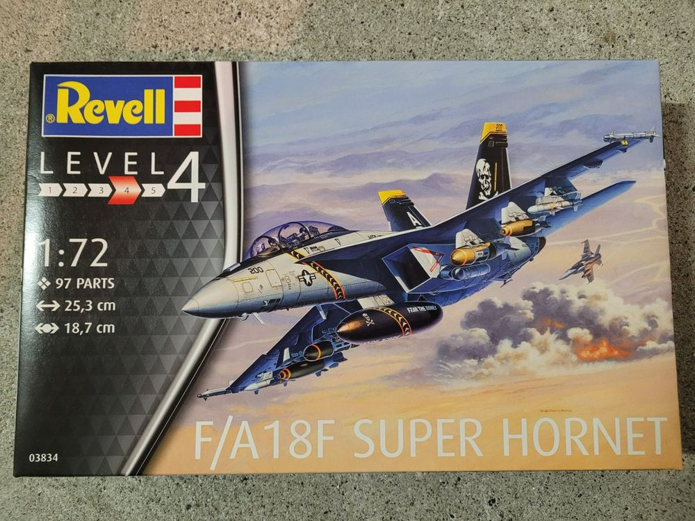 Revell 3834 F/A-18F Super Hornet 1/72 (Neu (gemäss Beschreibung)) in ...