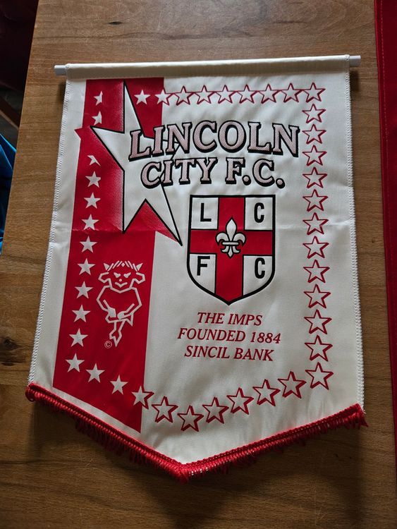 FC Lincoln City Fussballfahne und Wimpel Lincon City (Gebraucht) in ...