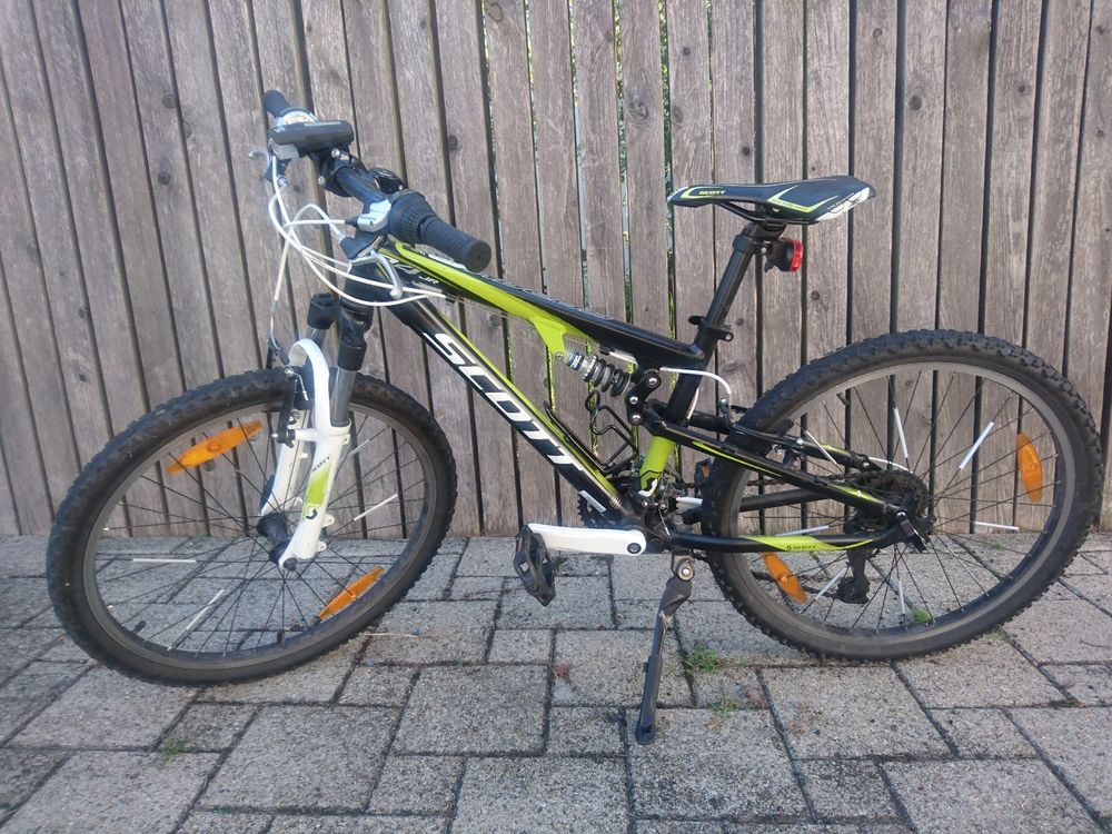 Scott Spark Junior Bike Fully (Gebraucht) in Mörschwil für CHF 181 ...