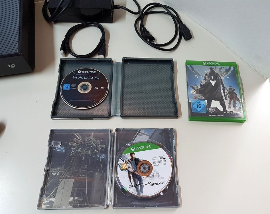 Xbox One Konsole mit Zubehör | Kaufen auf Ricardo