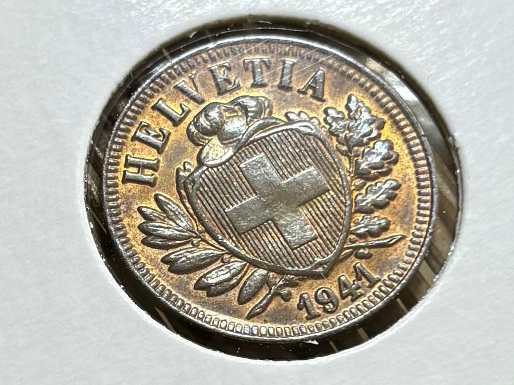 Schweiz 2 Rappen 1941 unz + Patina + Schild Freiheitshut (Neu (gemäss Beschreibung)) in Speicher ...