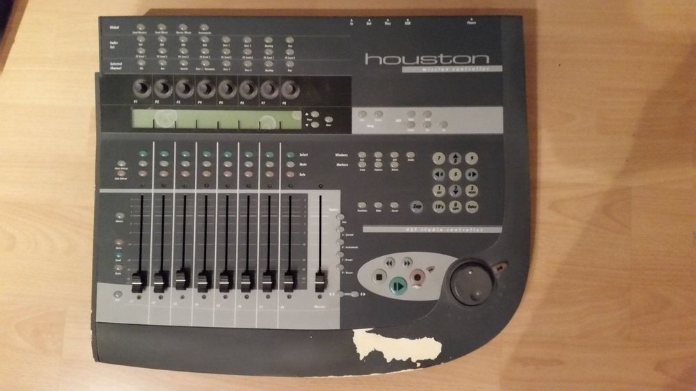 Steinberg Houston DAW Controller für Cubase und Nuendo | Kaufen auf Ricardo