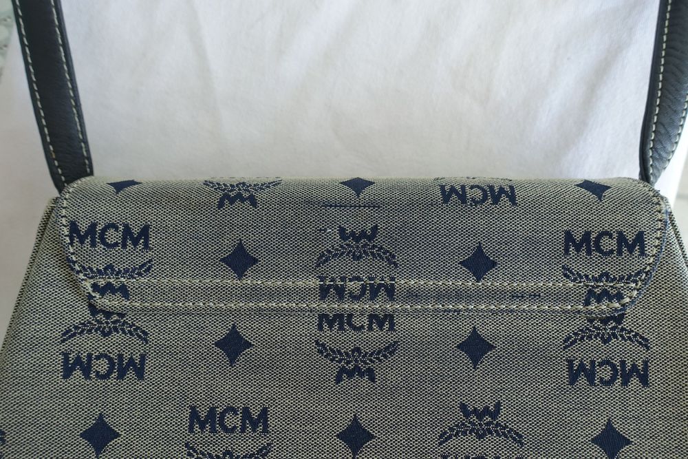 Original MCM Vintage Crossbody Bag, Made in Germany | Kaufen auf Ricardo