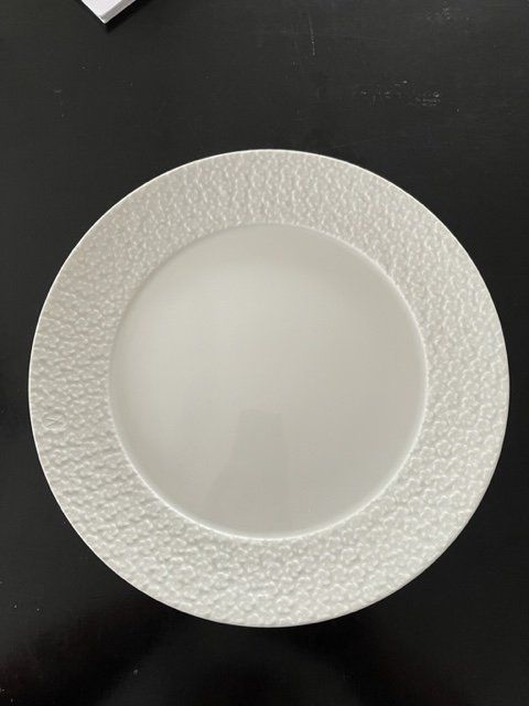 Teller / Platzteller weiss Porzellanmanufaktur Meissen | Kaufen auf Ricardo