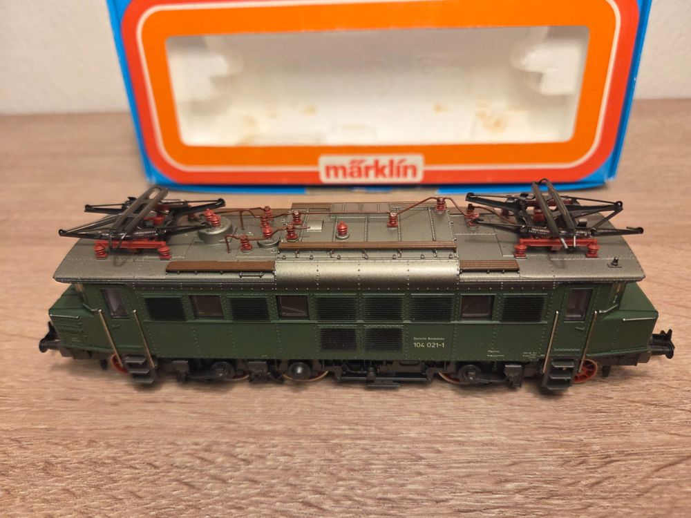 Märklin 3049 E-Lok BR 104 DB H0 (D'occasion) à St-Aubin-Sauges pour CHF ...