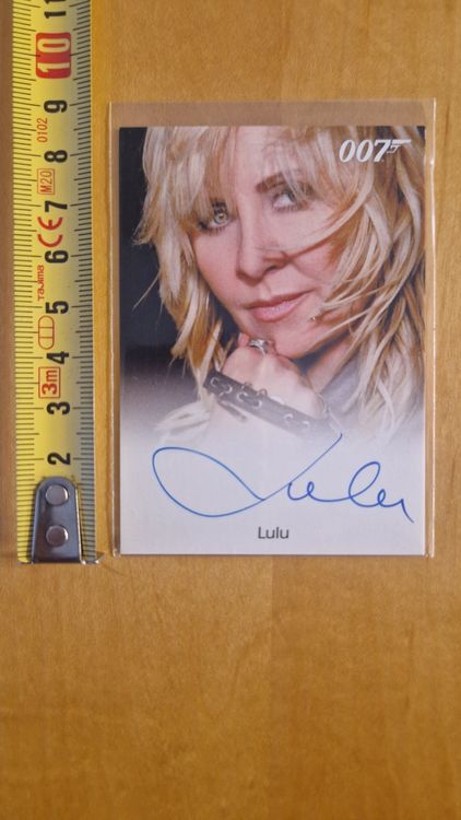 Lulu (James Bond), Original Autogramm auf Karte (Gebraucht) in Salmsach ...
