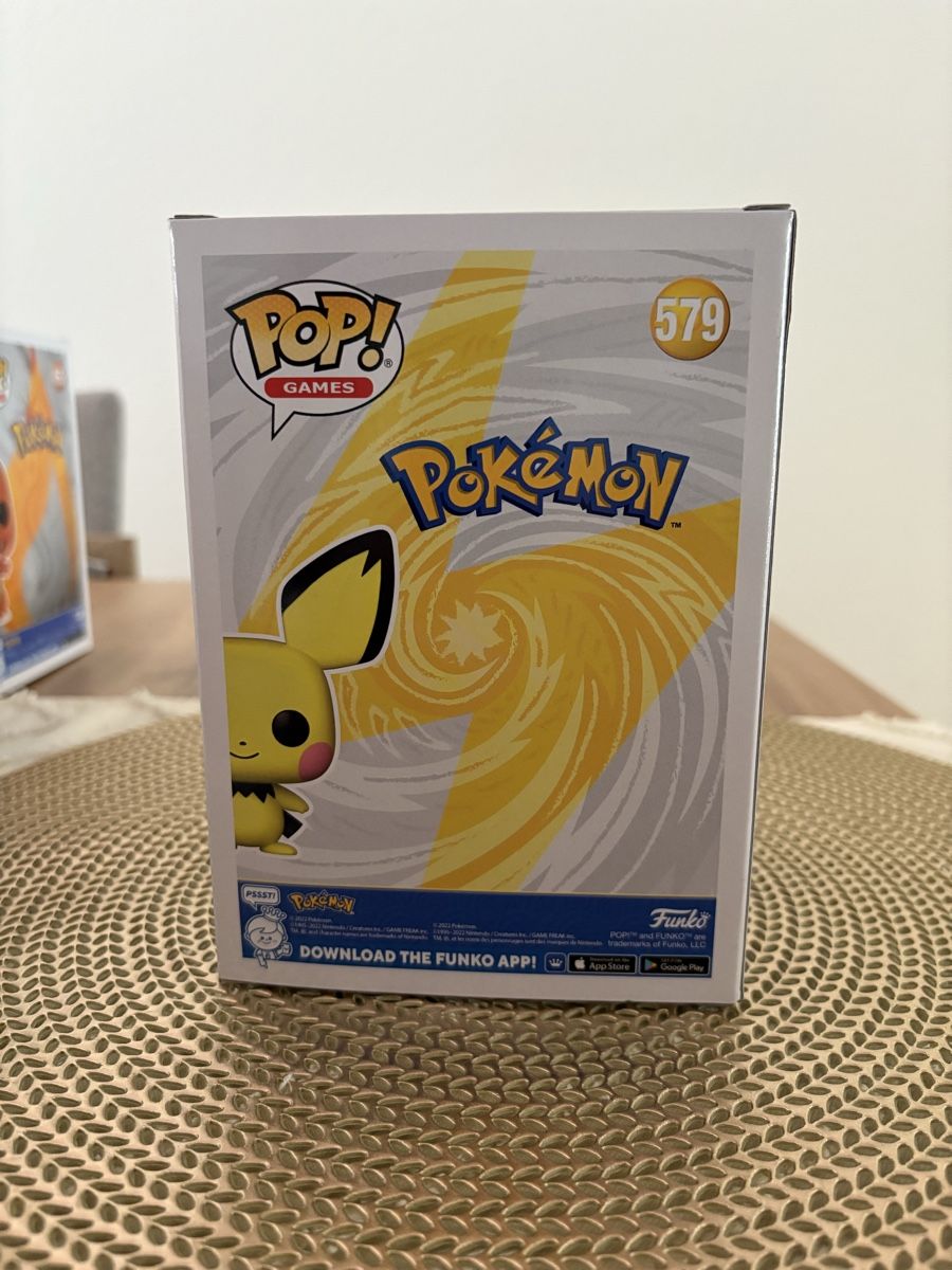 Funko Pop! Pokémon - Pichu #579 - Beflockt, Top! (Neu und ...