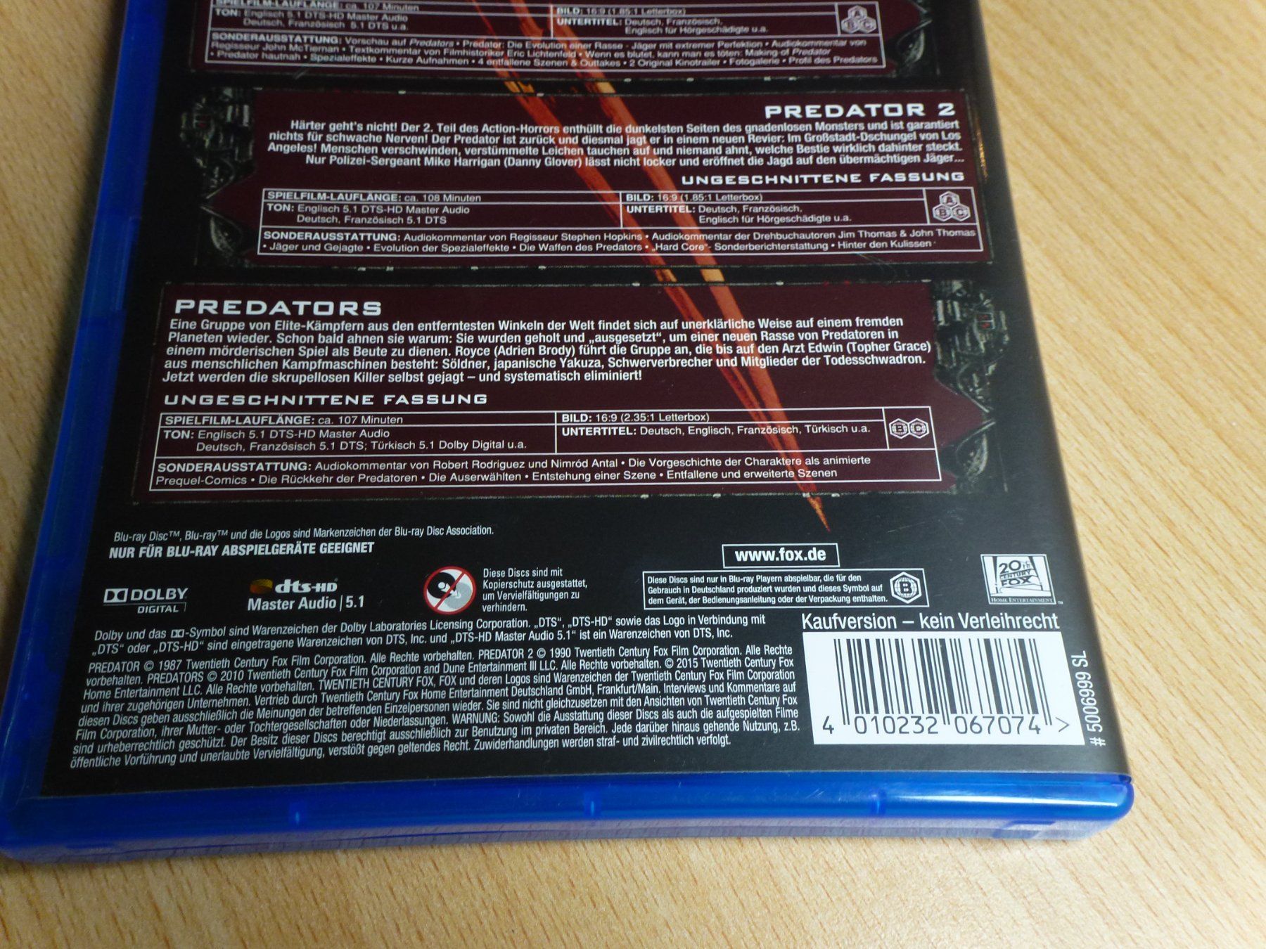 Predator Collection (Gebraucht) in Hombrechtikon für CHF 1 – mit ...