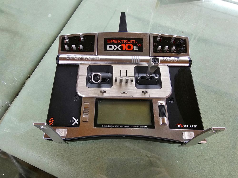Spektrum dx10t dsmx pultsender (Gebraucht) in Rüti für CHF 103 – mit ...