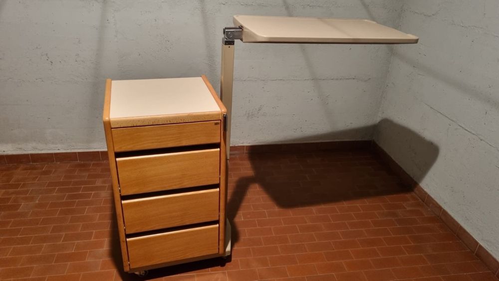 Embru Nachttisch mit integriertem Betttisch (Gebraucht) in ...