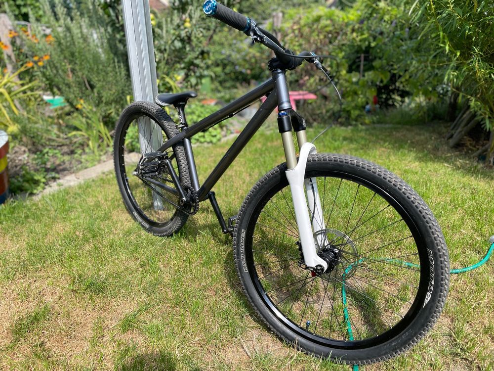 Dirtbike Black Market Riot (Gebraucht) in Luzern für CHF 550 – nur ...