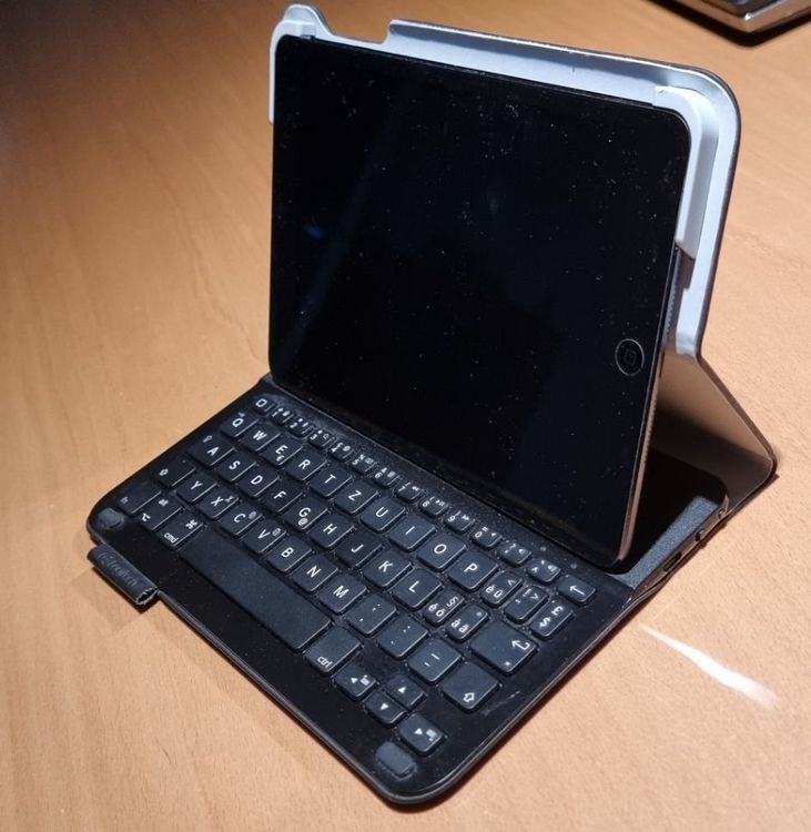 IPAD Mini Model A1432 avec clavier (D'occasion) à BERNEX pour CHF 15 ...