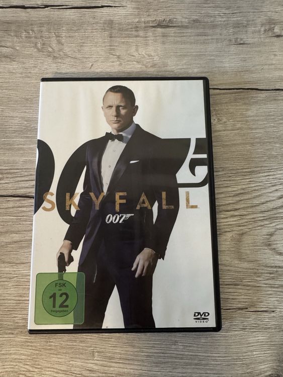 4 DVDs James Bond 007 Sammlung (Neu (gemäss Beschreibung)) in Strengelbach für CHF 8 – mit ...