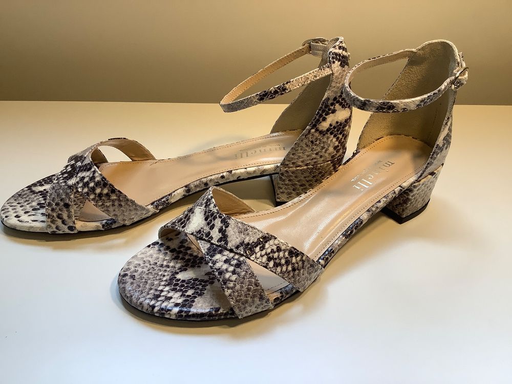 Sandalen aus Leder für den Sommer von Minelli, 38 (Gebraucht) in Basel ...