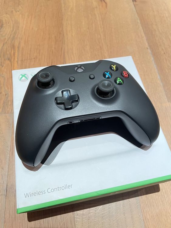 XBOX Wireless Controller (Gebraucht) in Grüt (Gossau ZH) für CHF 5 ...