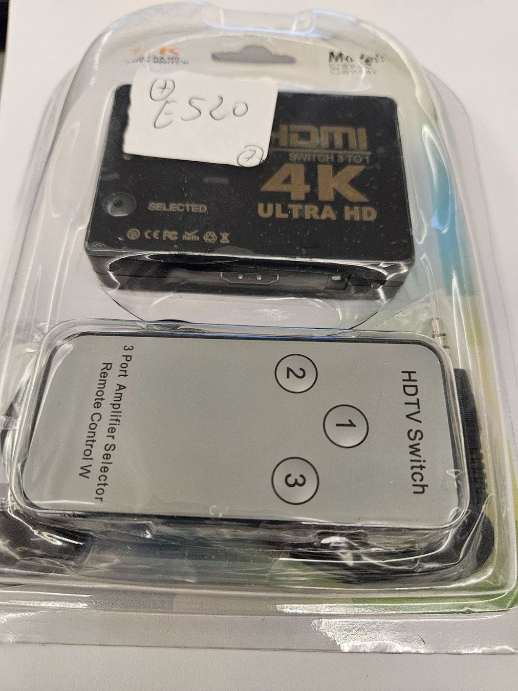 Commutateur HDMI 4K Ultra HD - 3 Port (Neu und originalverpackt) in ...