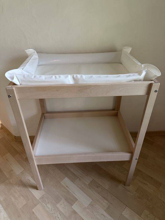 IKEA ‘sniglar’ baby changing table | Kaufen auf Ricardo