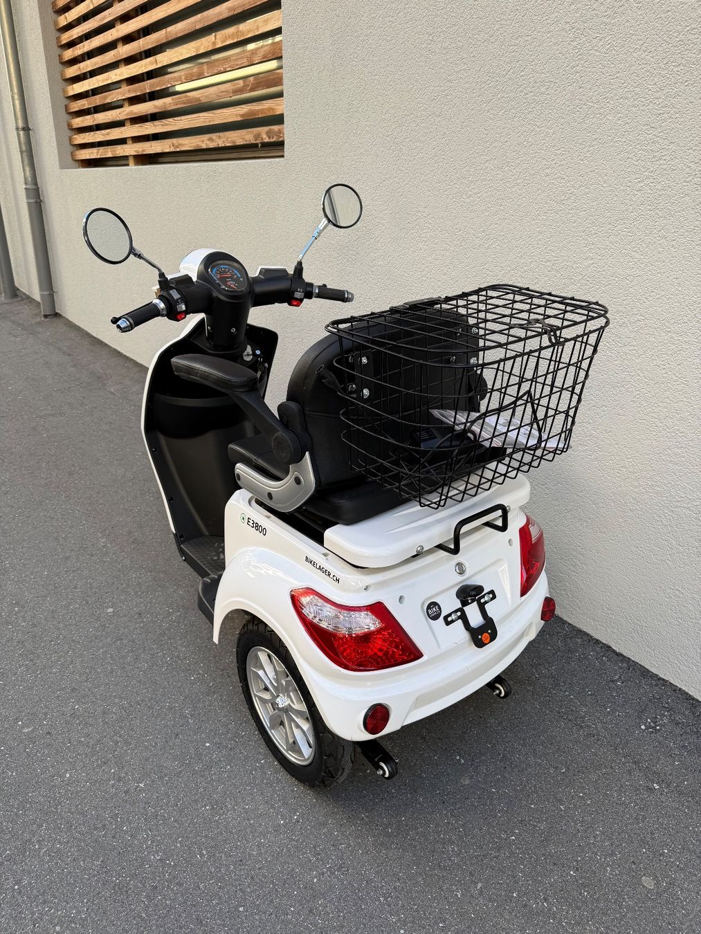 Elektromobil Seniorenmobil 3-Rad Top Zustand (Gebraucht) in Naters für ...