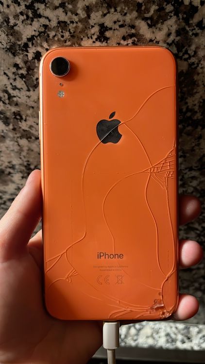 iPhone XR colore corallo (con vetro rotto) (Gebraucht) in Lugano für ...