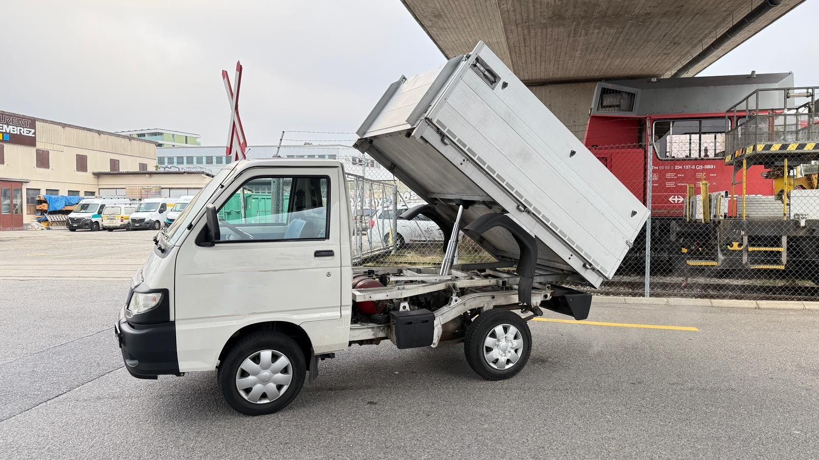 PIAGGIO Porter 1.3 CNG Standard (Gebraucht) in Romanel-sur-Morges für ...