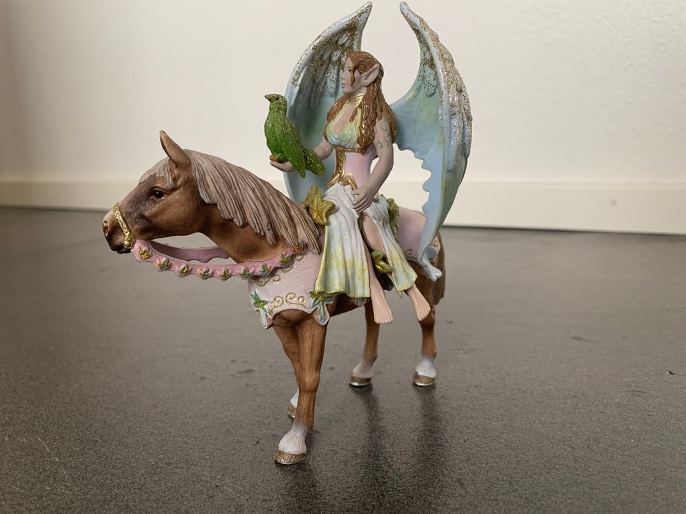 Schleich '06 Bayala Elfe auf Pferd ca. 15 x15 x 7.5cm | Kaufen auf Ricardo
