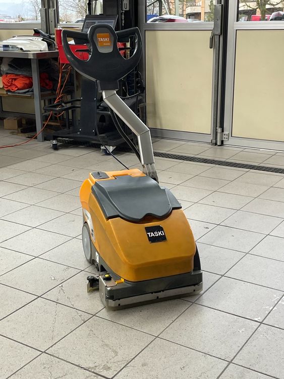 Taski Swingo 350 Putschmaschine (Gebraucht) in Cham für CHF 990 – nur ...