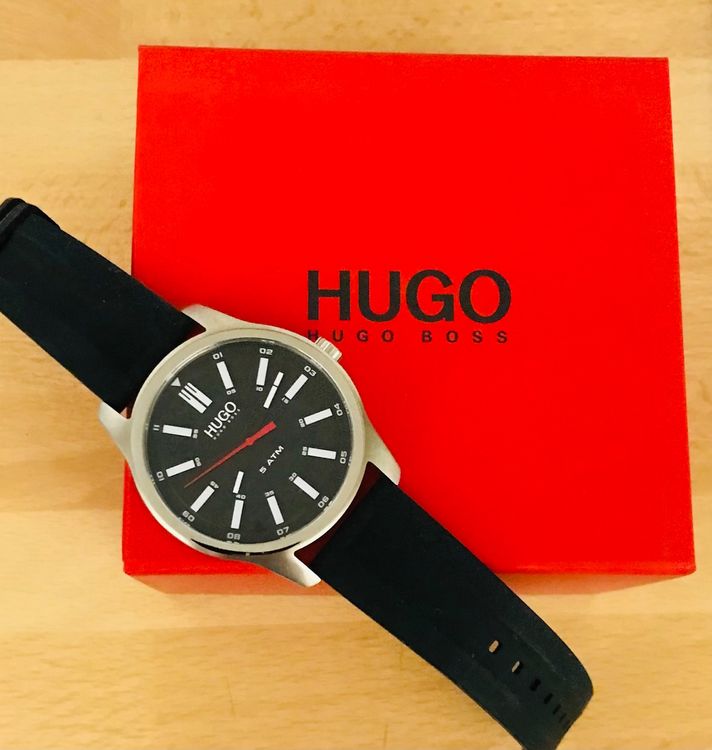 HUGO BOSS Herrenuhr 46 mm ( Neupreis : 295 CHF ) (Neu (gemäss ...