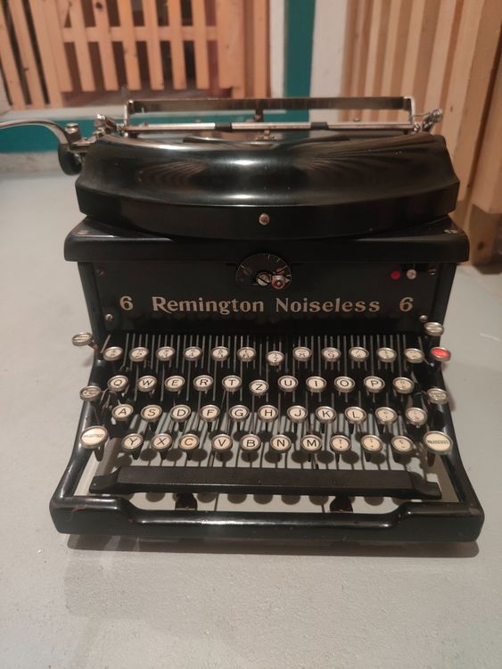 Machine à écrire Remington Noiseless. Plus à vendre. (Gebraucht) in ...
