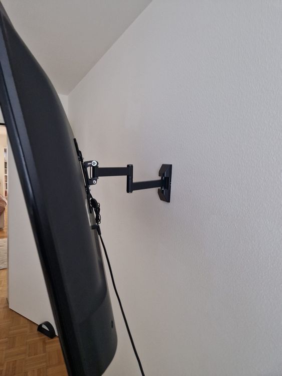 LG webOS TV UM7100PLB (43Zoll) (Gebraucht) in Nesselnbach für CHF 106 ...