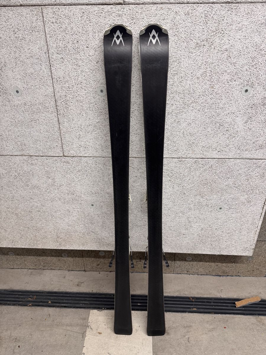 Ski Völkl Niela Ski 149 cm mit Marker Bindung (Gebraucht) in Dietikon für CHF 60 – nur Abholung ...