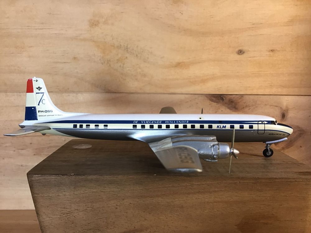 Modellflugzeug DC-7 1:200 KLM "fliegender Holländer" Metall (D'occasion ...