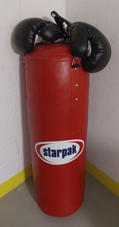 Boxsack inkl. Boxhandschuhe | Kaufen auf Ricardo