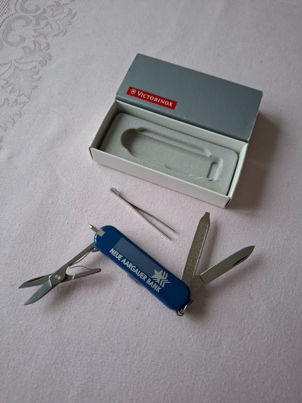 Rarität für Sammler. Victorinox Neue Aargauer Bank. Neu OVP (Neu und ...