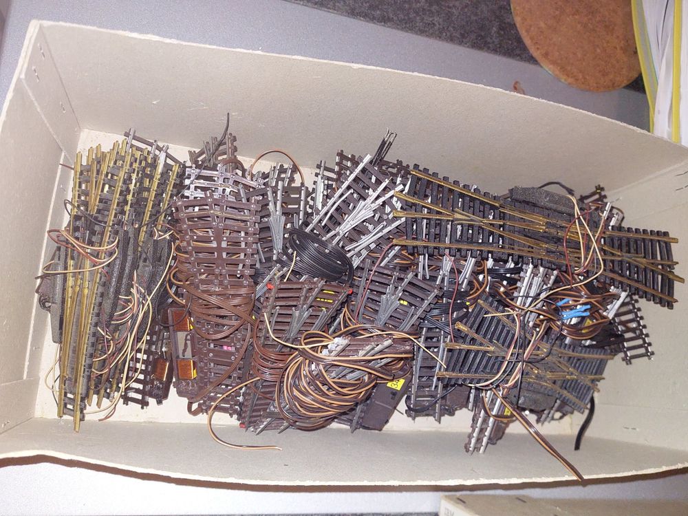 Posten Kleinbahn 50 teilig Weichen (Gebraucht) in für CHF 65 – mit ...