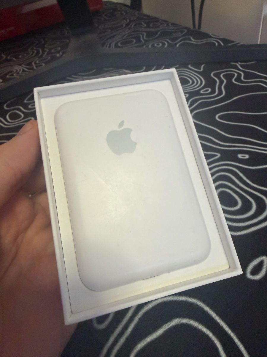 Oroginal Apple Battery Case (Gebraucht) in Zofingen für CHF 1 – mit ...
