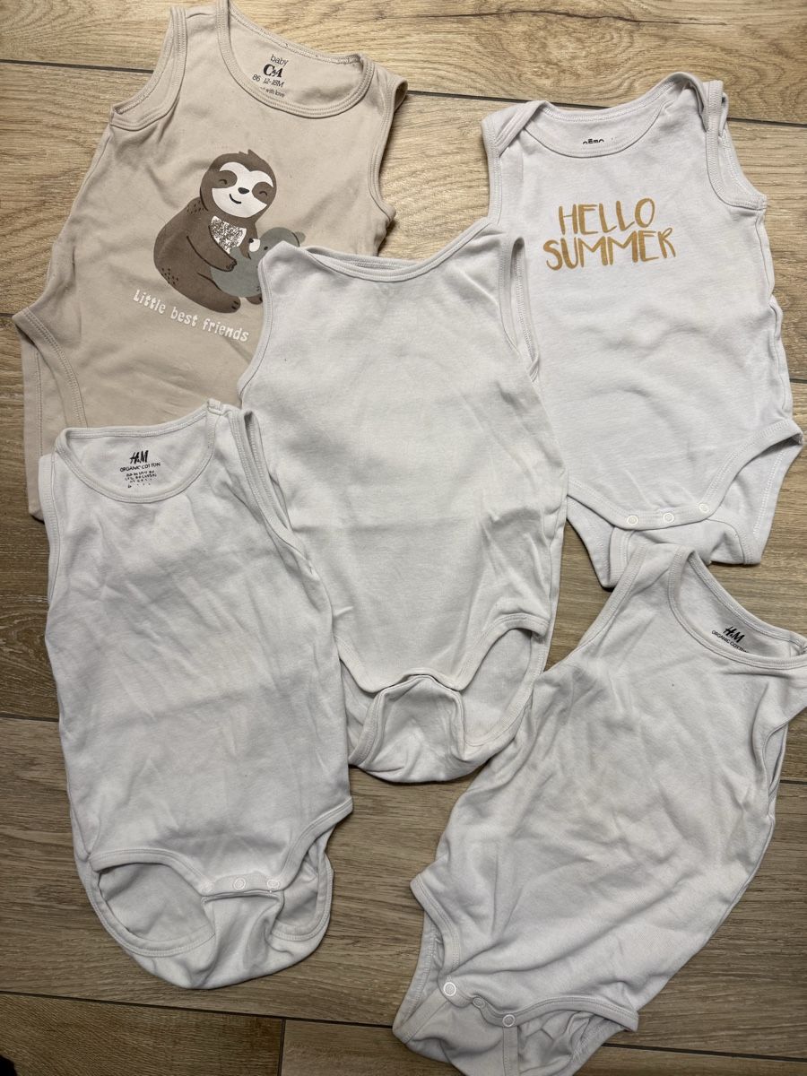 13x Body mit Trägern für Jungen Größe 86 🦊 (Gebraucht) in Miécourt für ...