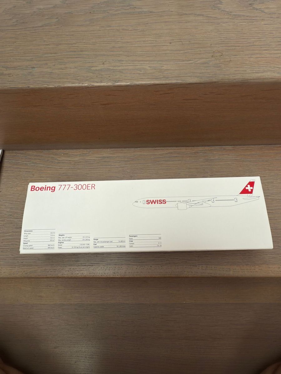 Boeing 777-300ER Swiss Model Airplane, Scale 1:200 (Gebraucht) in ...