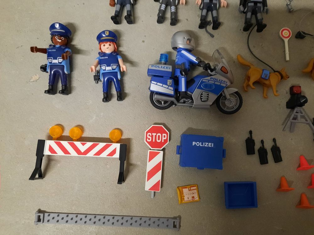 Playmobil Polizei Figuren | Kaufen auf Ricardo Playmobil Polizei Figuren | Kaufen auf Ricardo