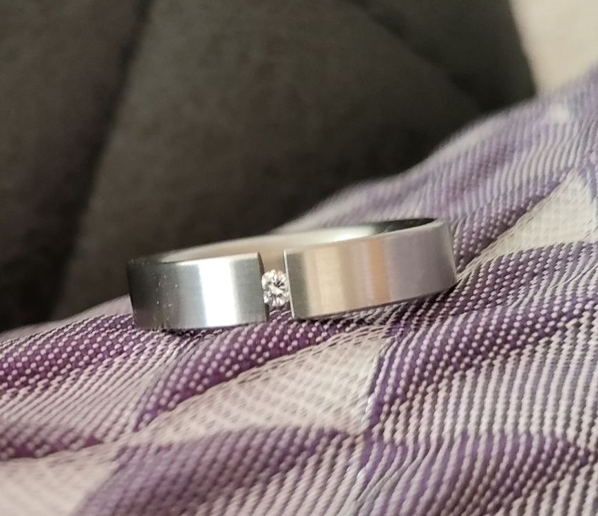 Palladium Ring PD 950 mit 1 Brillant (Gebraucht) in Ruggell für CHF 240 – mit Lieferung auf ...