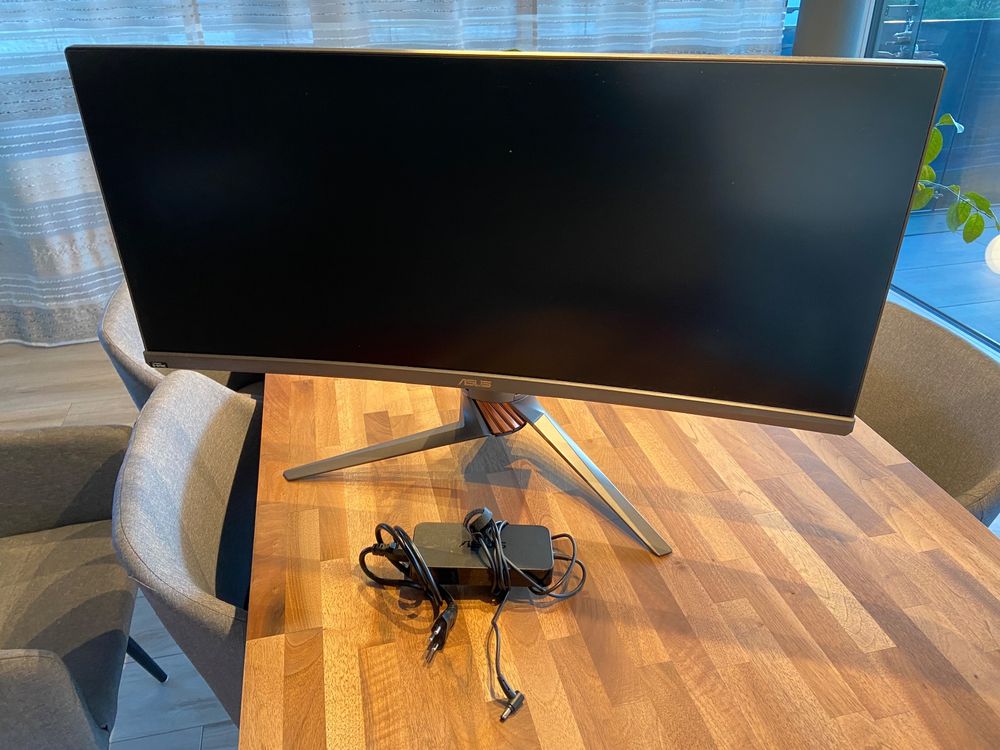 ASUS ROG Swift PG348Q (3440x1440 Pixels, 34") (Gebraucht) in Gipf ...
