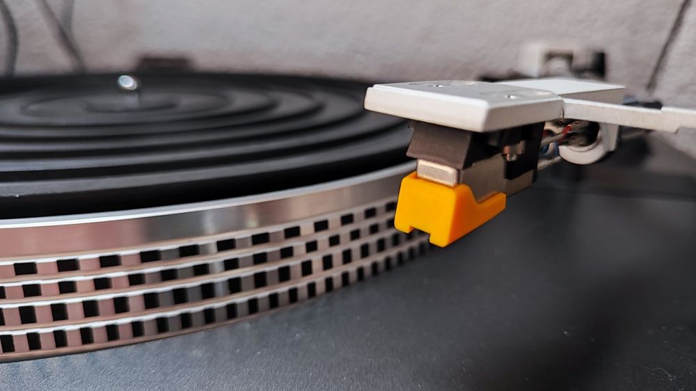 Akai AP-D30 Plattenspieler (Gebraucht) in Pieterlen für CHF 69 – mit ...
