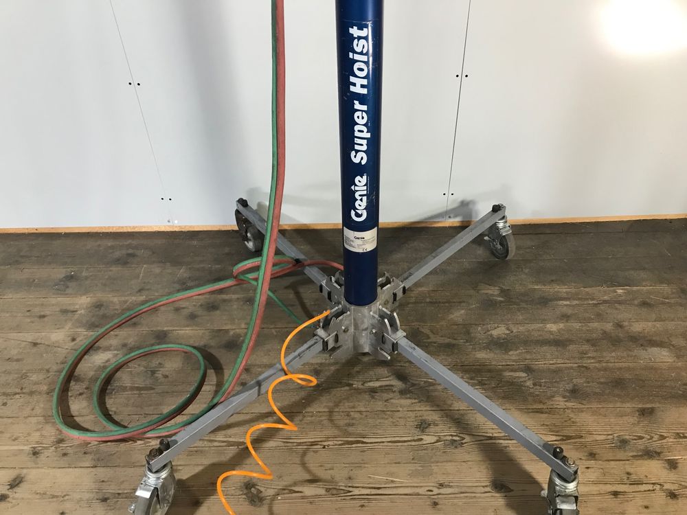 Genie Hoist GH 5,6, Materiallift (D'occasion) à Winterthur pour CHF 990 ...