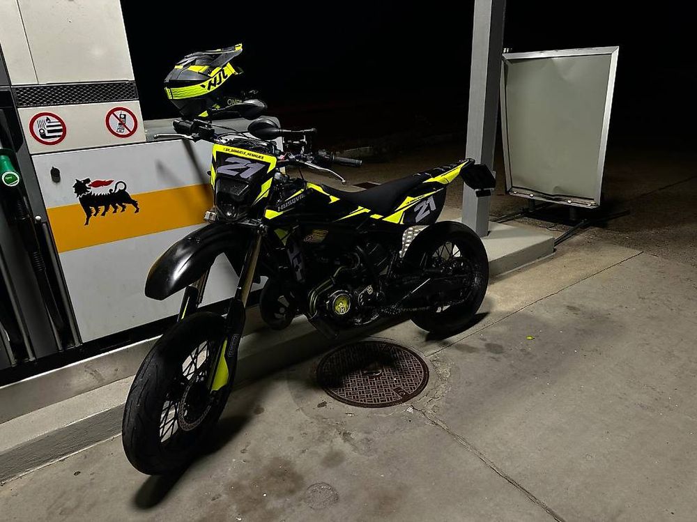 sm 125 Husqvarna 2t (Gebraucht) in Giubiasco für CHF 5500 – nur Abholung auf Ricardo kaufen