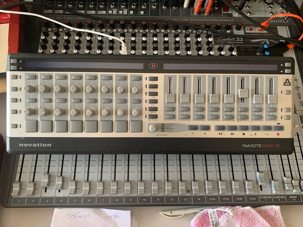 Novation ReMOTE ZeRO- SL (Neu (gemäss Beschreibung)) in Uster für CHF ...