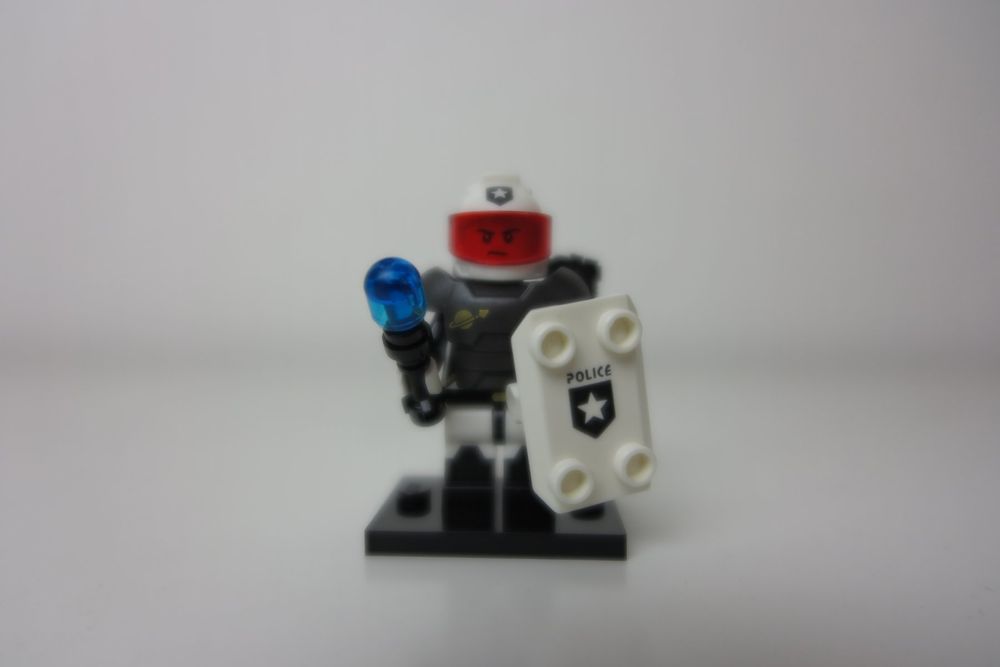 LEGO Minifigur CMF Serie 21 Space Police Guy (Neu (gemäss Beschreibung ...