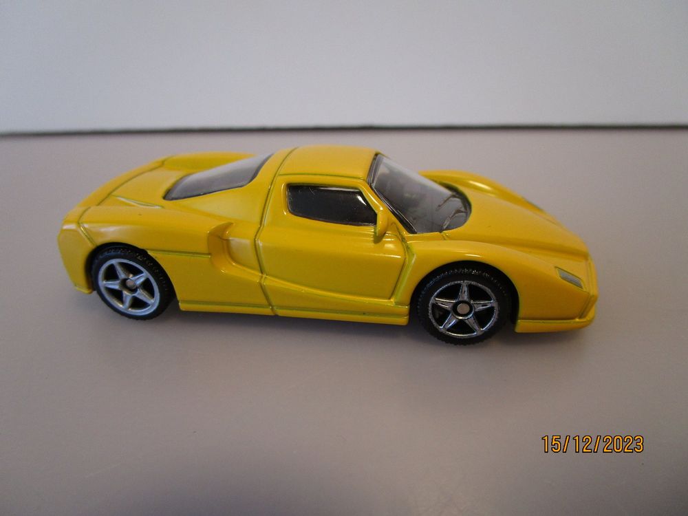 SIKU FERRARI ENZO FERRARI - 0864 | Kaufen auf Ricardo