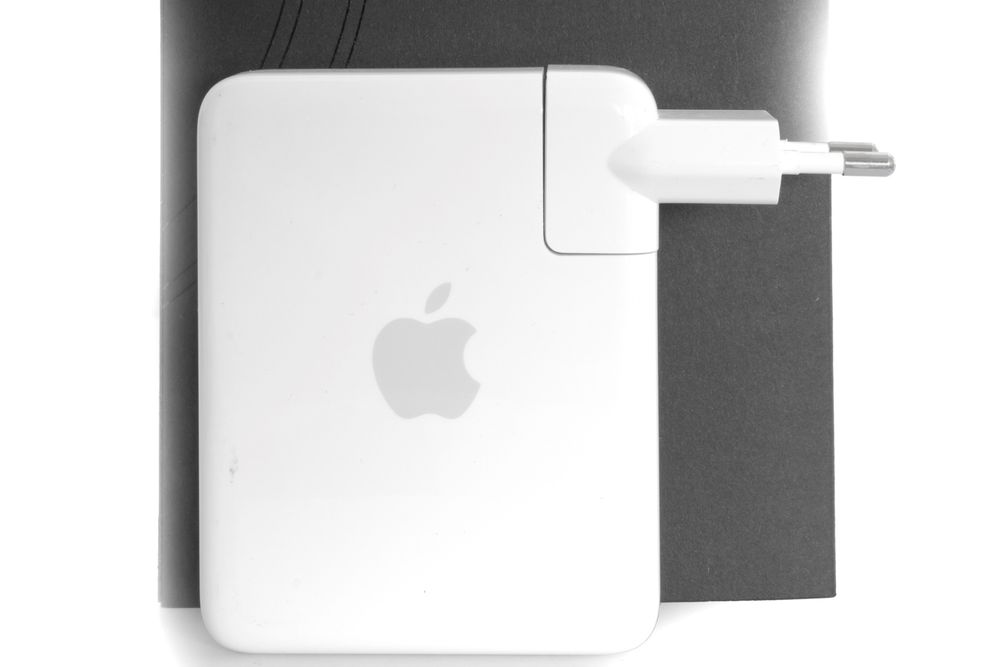 APPLE AirPort Express Base Station - Original (Gebraucht) in Emmen für ...