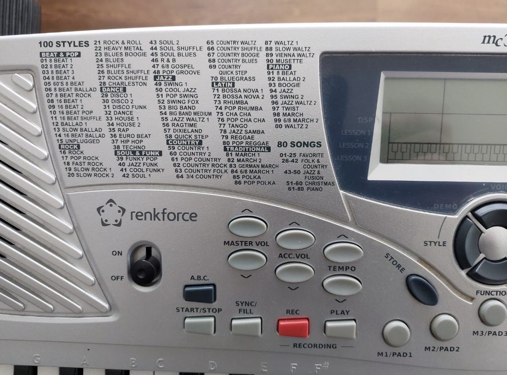 Keyboard Renkforce MC37A inkl Ständer | Kaufen auf Ricardo