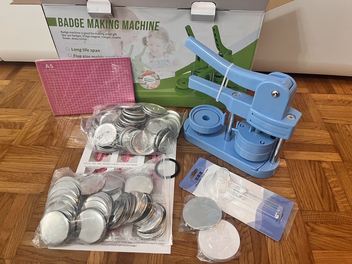Machine à badges complète, idéale pour vos créations! (Neuf (Voir ...
